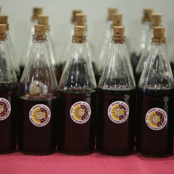 Ratafies presentades al 37è Concurs de Ratafia - Exposició | SCF ...